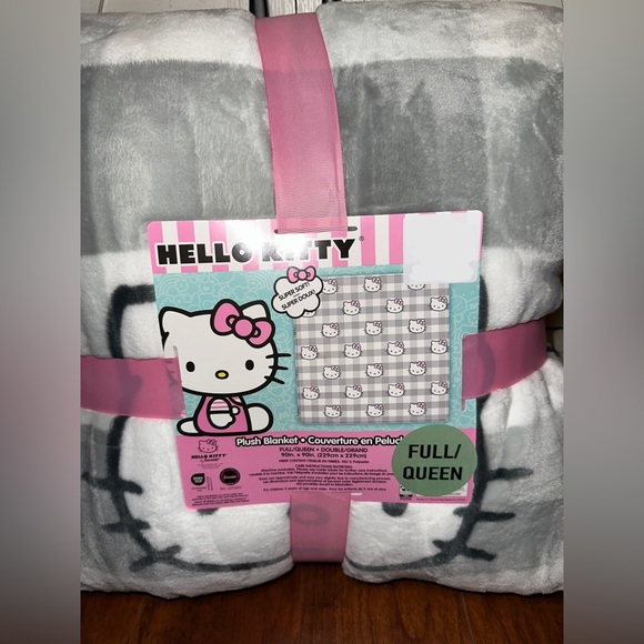 Hello Kitty | Bedding | Hello Kitty Gray Plaid Fullqueen Blanket | Poshmark